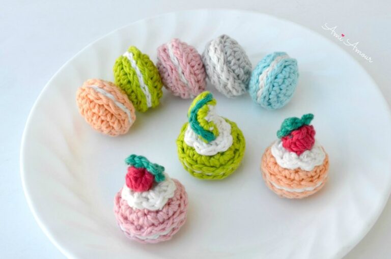Crochet Macaron Pattern - Amigurumi Sweets - FREE - Ami Amour