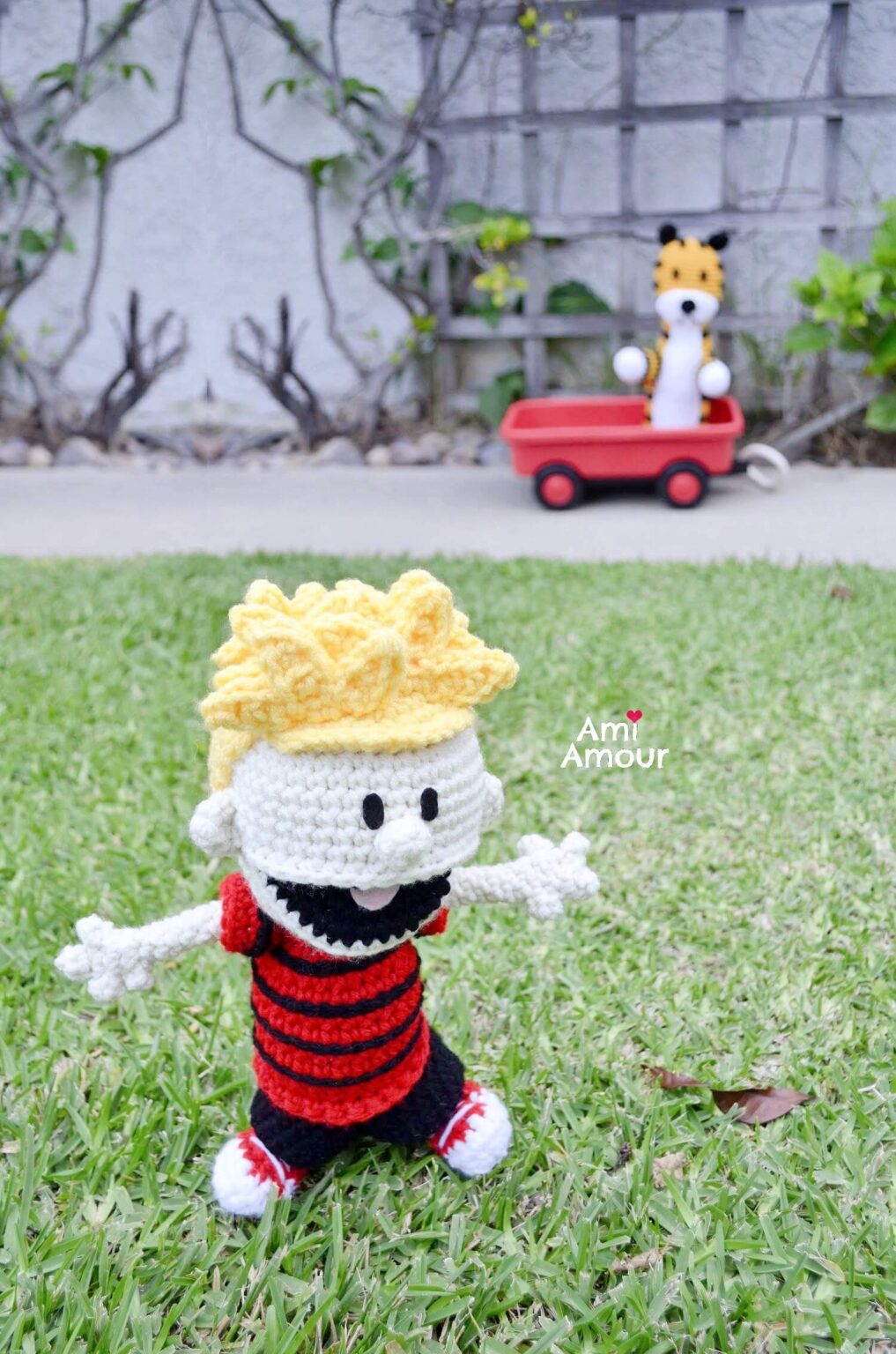 Calvin and Hobbes - Free Crochet Pattern - Ami Amour