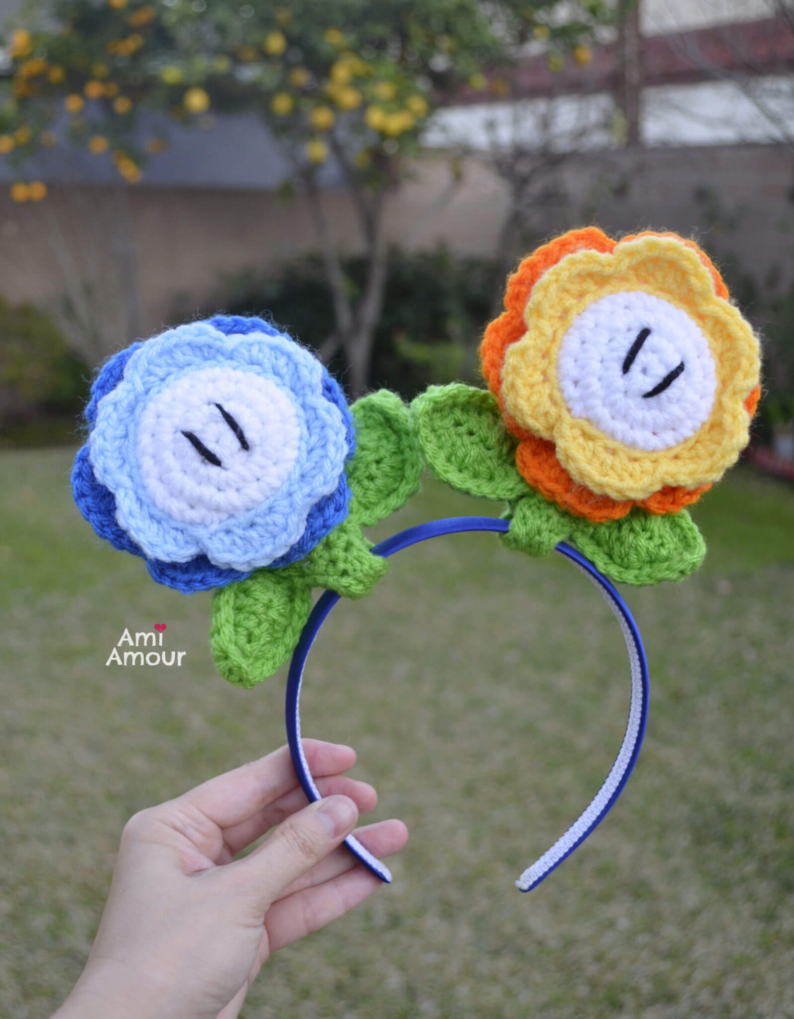 Mario Fire Flower - Free Crochet Pattern - Ami Amour