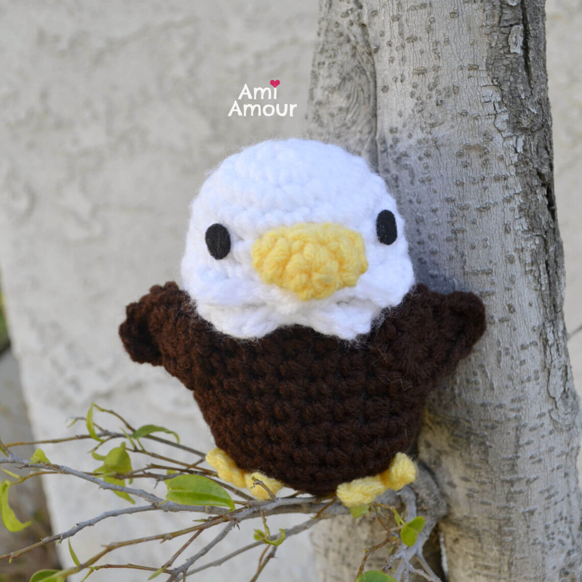 Bald Eagle Amigurumi - Free Crochet Pattern - Ami Amour
