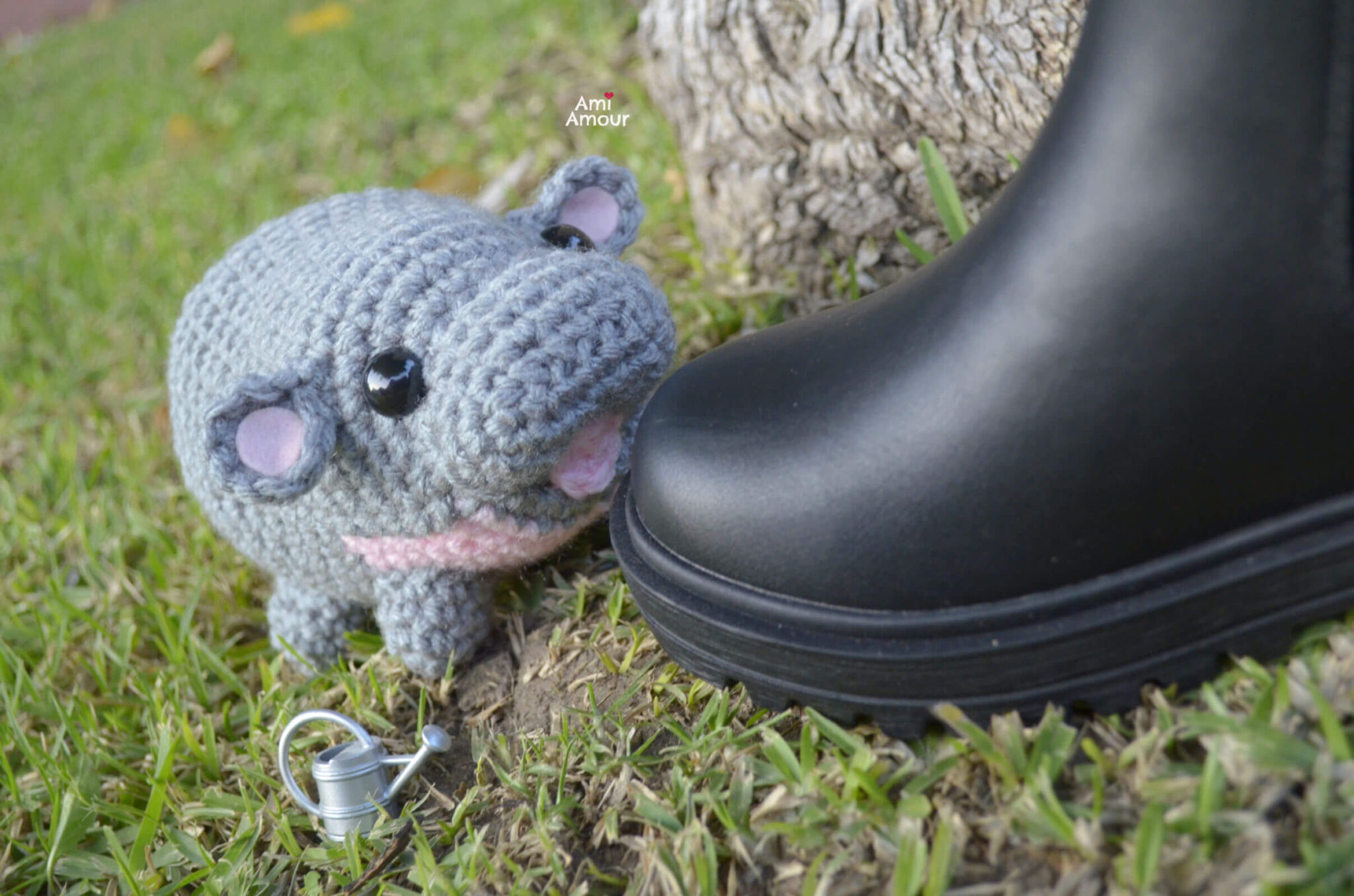Baby Hippo Amigurumi - MOO DENG - Free Crochet Pattern - Ami Amour